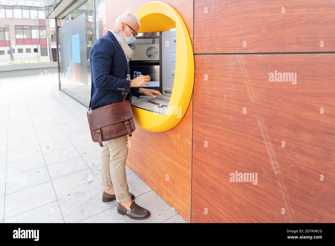 Bank and withdraw and senior hi-res stock photography and images - Alamy