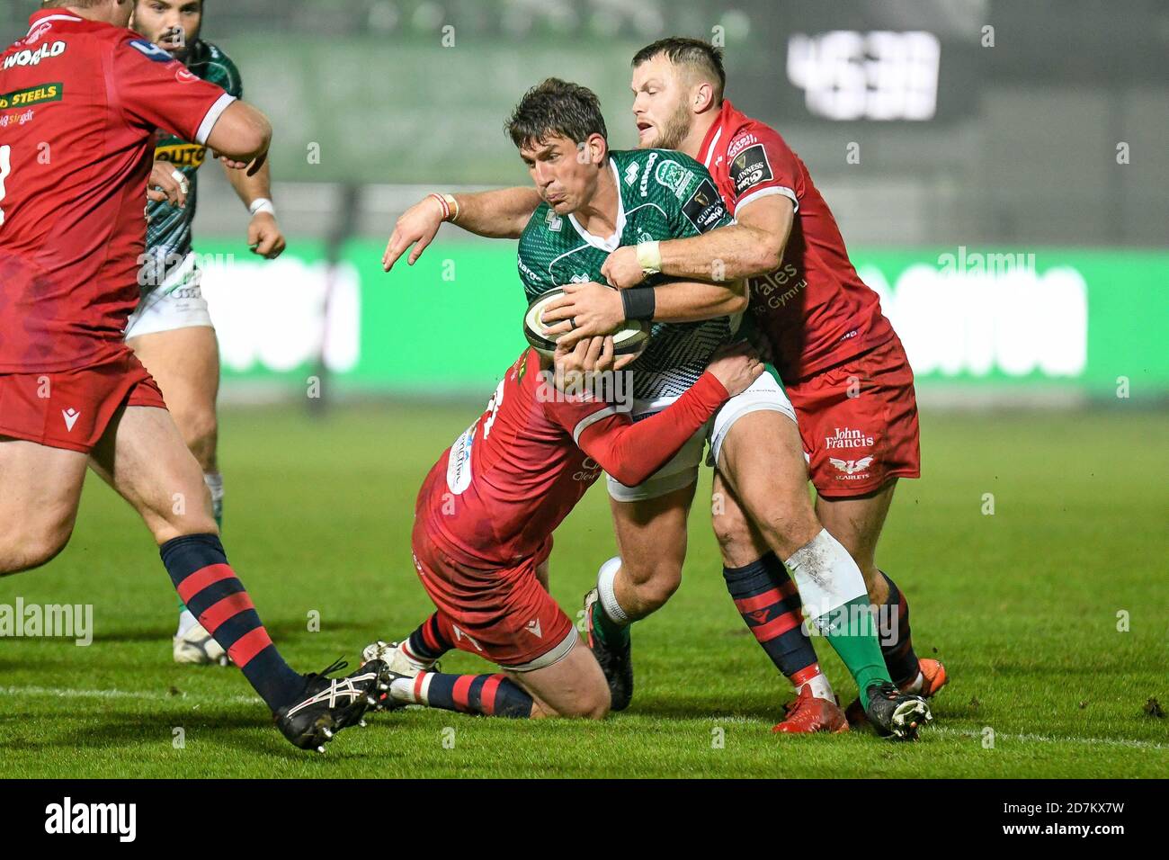 Steff hughes scarlets hi-res stock photography and images - Alamy