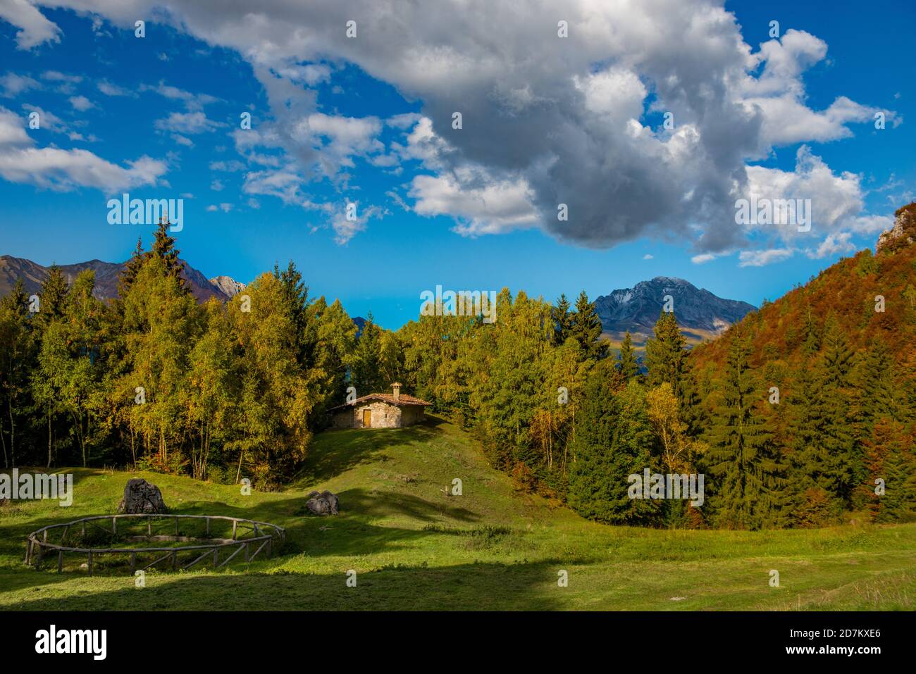 Isolated cottage in the nature Stock Photo - Alamy