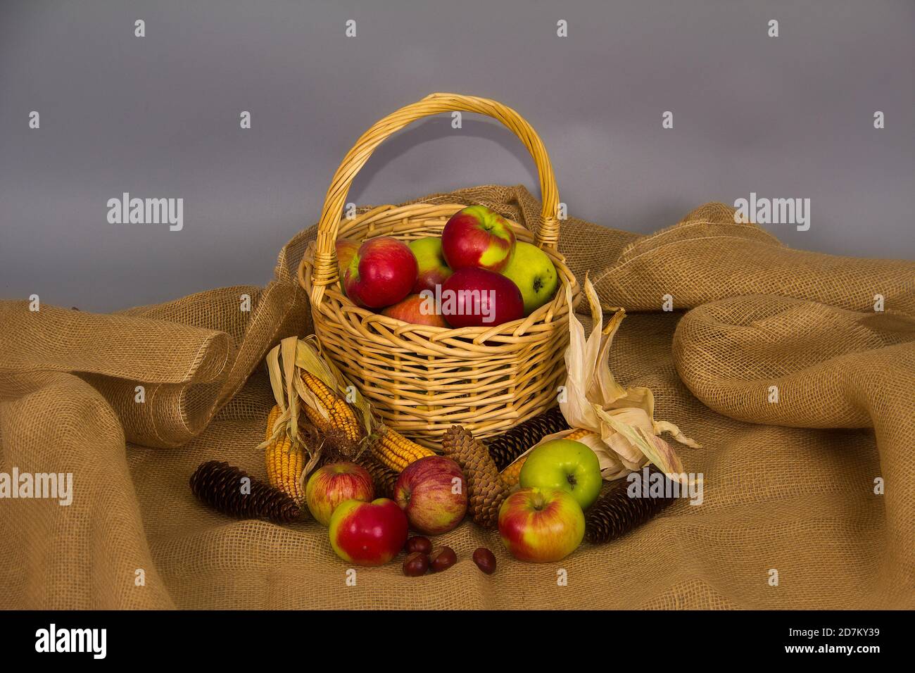 Basket filled with fresh apples Stock Photo - Alamy