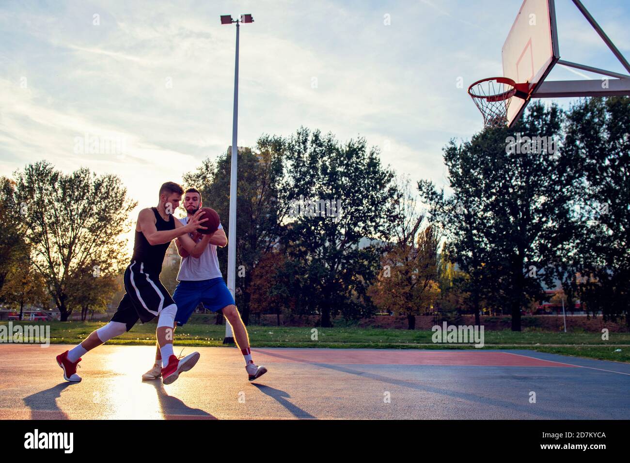 Group portrait street basketball team hi-res stock photography and ...