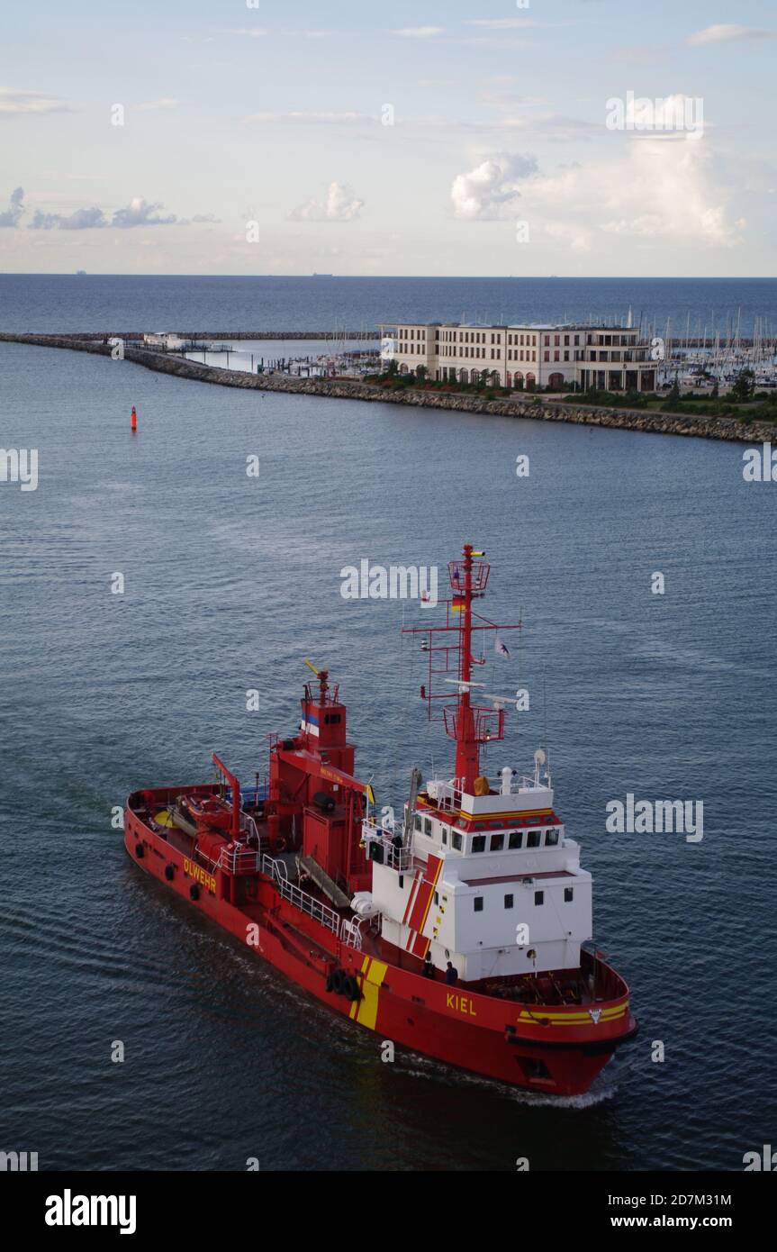 Kiel, Pollution Control Vessel, Warnermunde / Rostock, Germany Stock ...