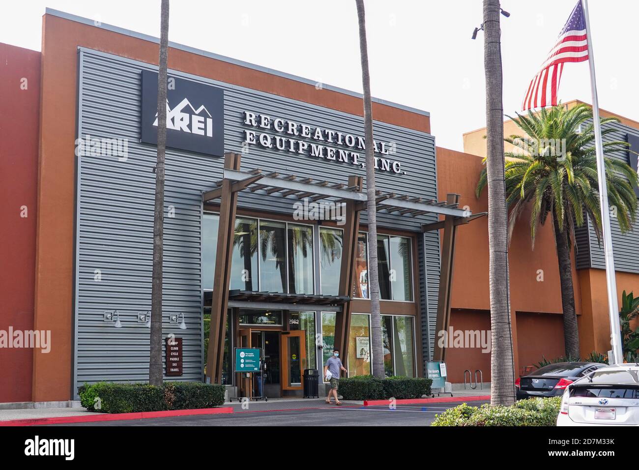 REI (Recreational Equipment, Inc) storefront, sign and logo at a store ...