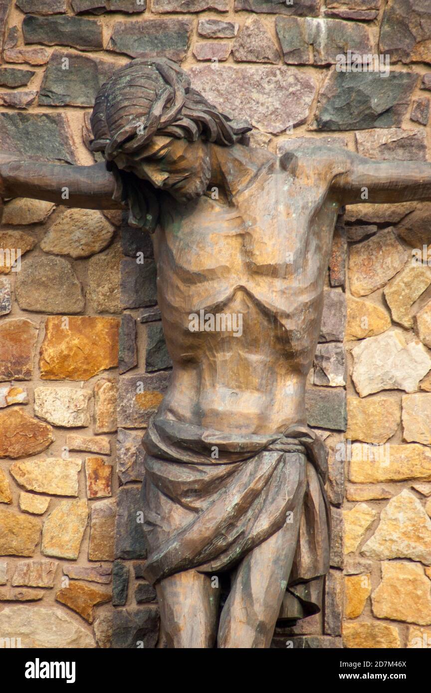 Bronze Statue of Jesus Christ on the Cross Stock Photo - Alamy
