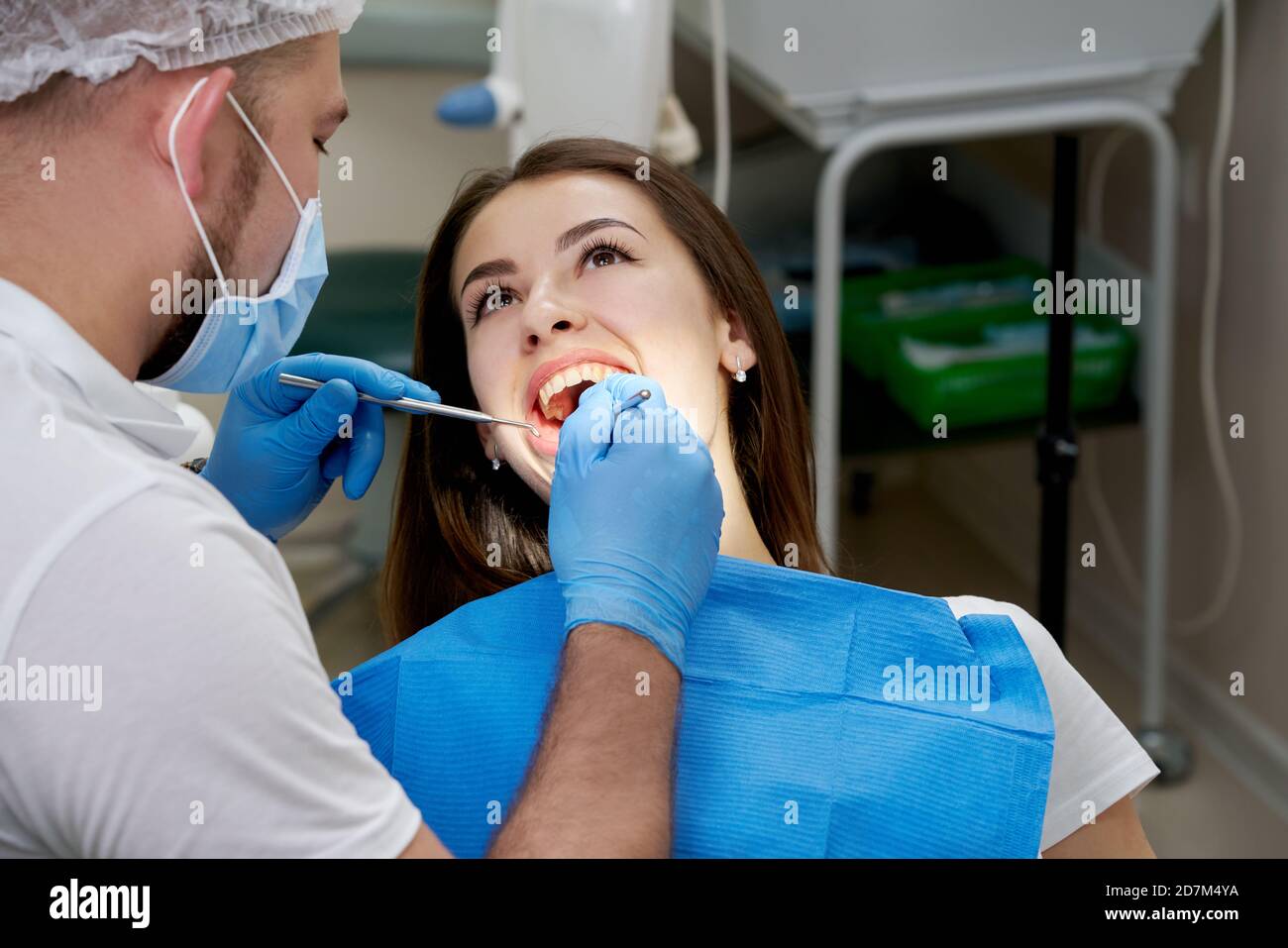 Portrait woman having toothache hi-res stock photography and images - Alamy