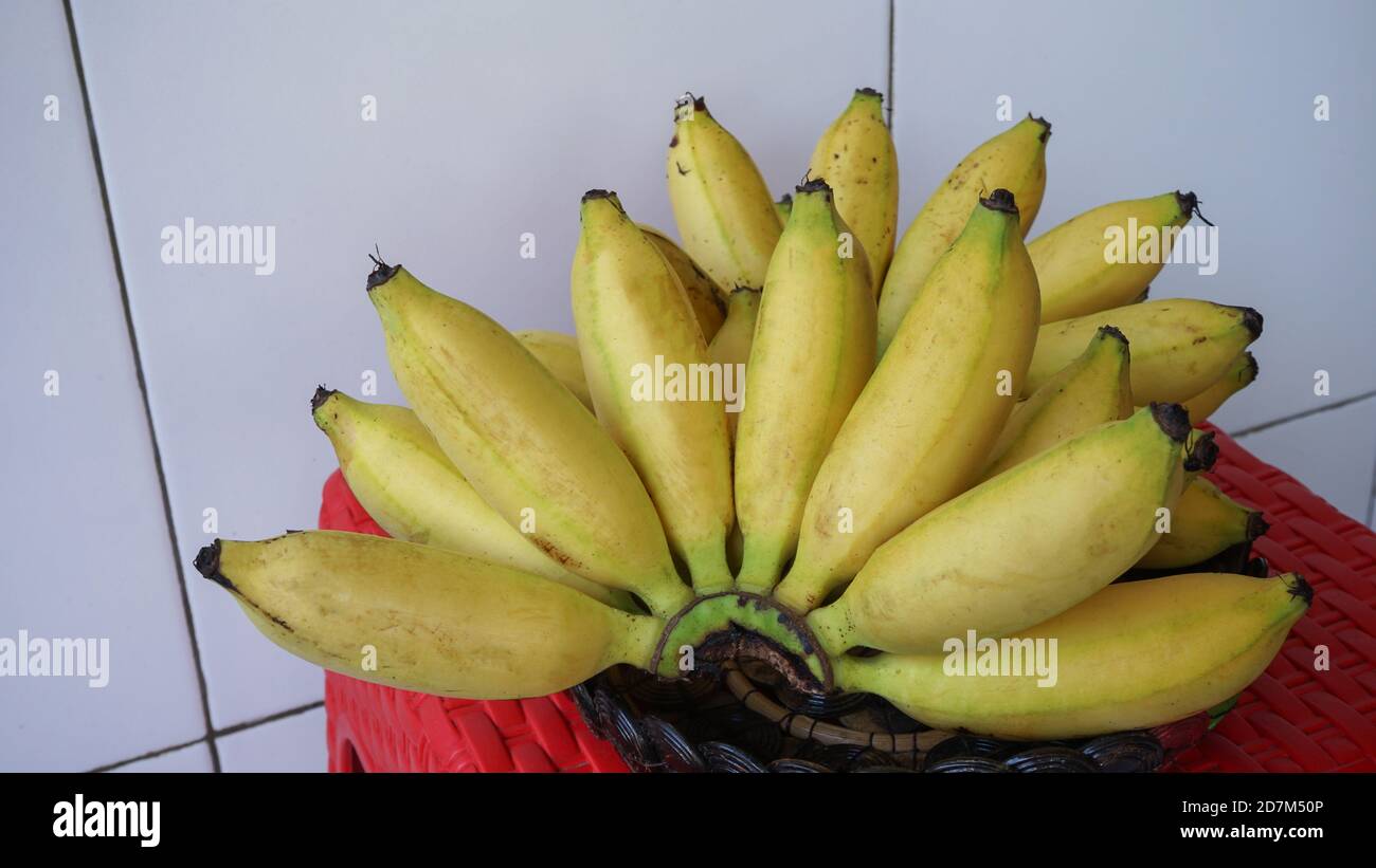 Whole big ripe banana hi-res stock photography and images - Alamy