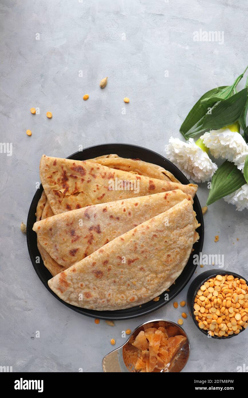 Puran poli hi-res stock photography and images - Alamy