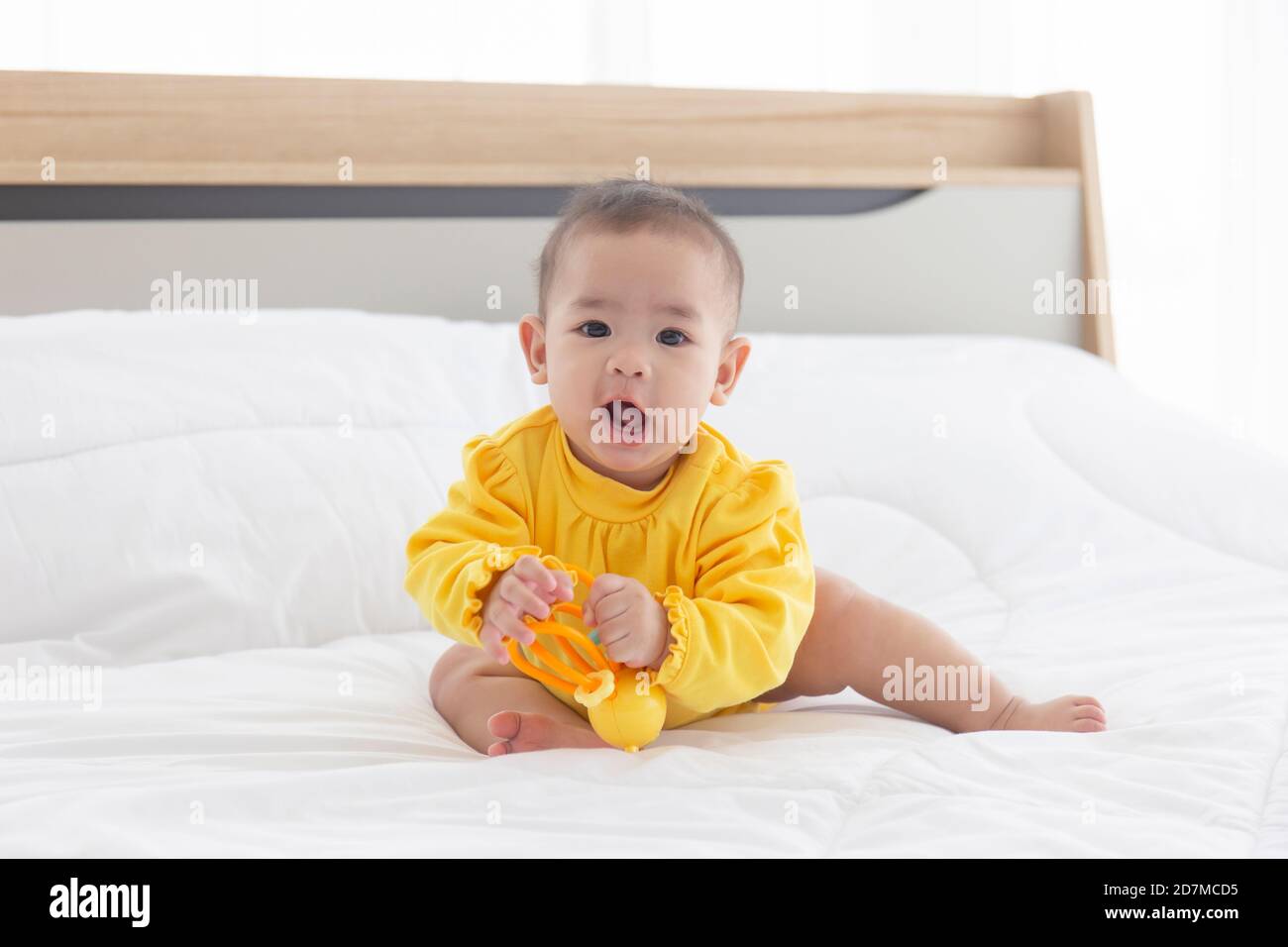 Asian white babies hi-res stock photography and images - Alamy