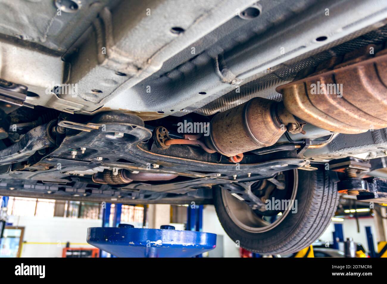 Vehicle service station hi-res stock photography and images - Alamy