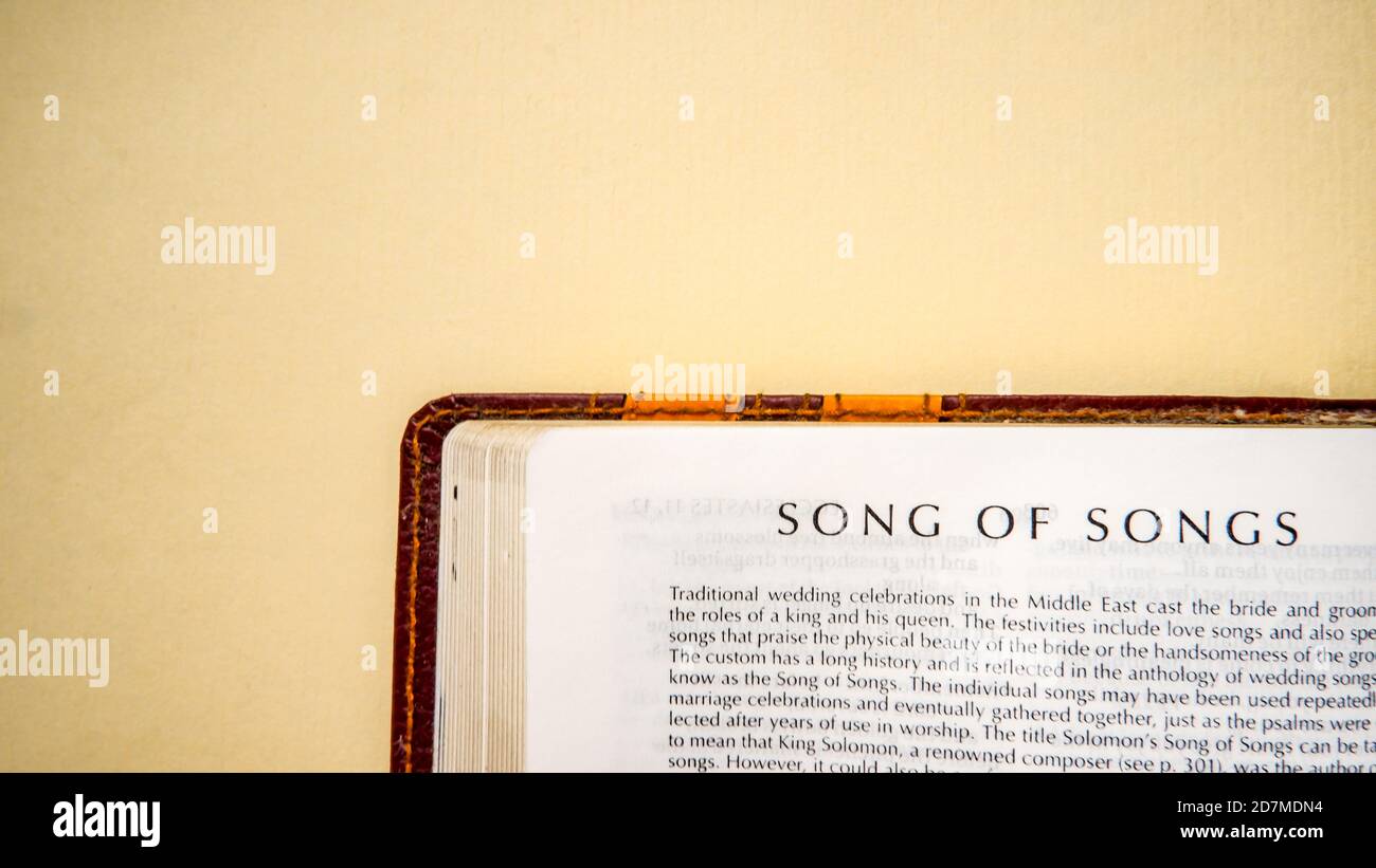 Book of songs hi-res stock photography and images - Alamy