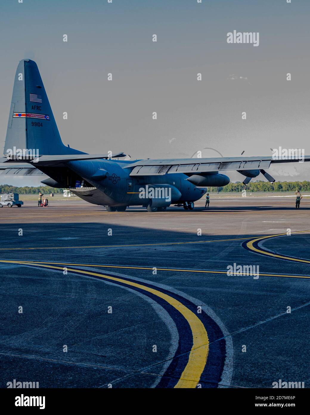 Modular engines hi-res stock photography and images - Alamy