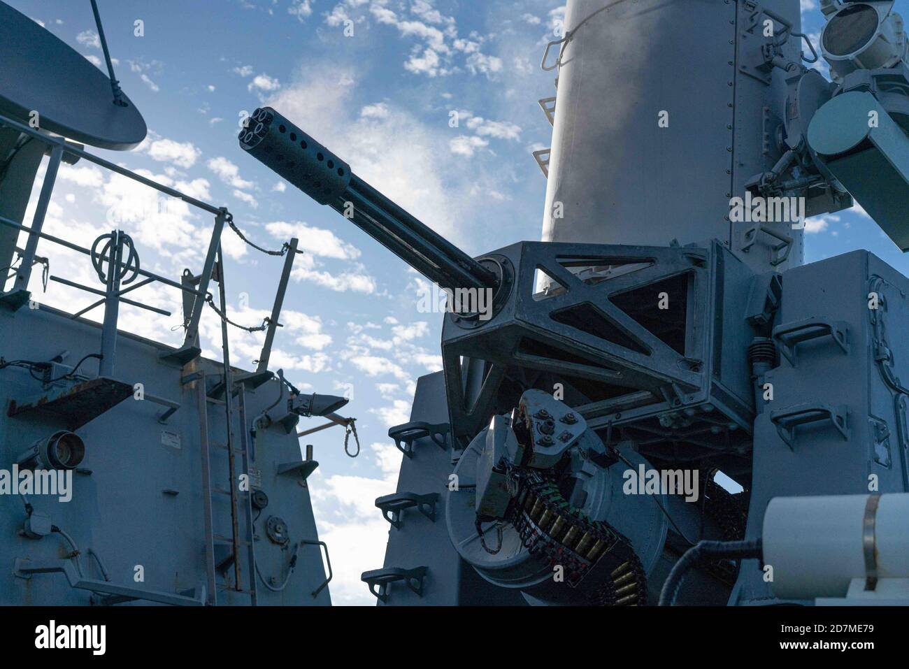 Uss halsey ddg 97 hi-res stock photography and images - Alamy