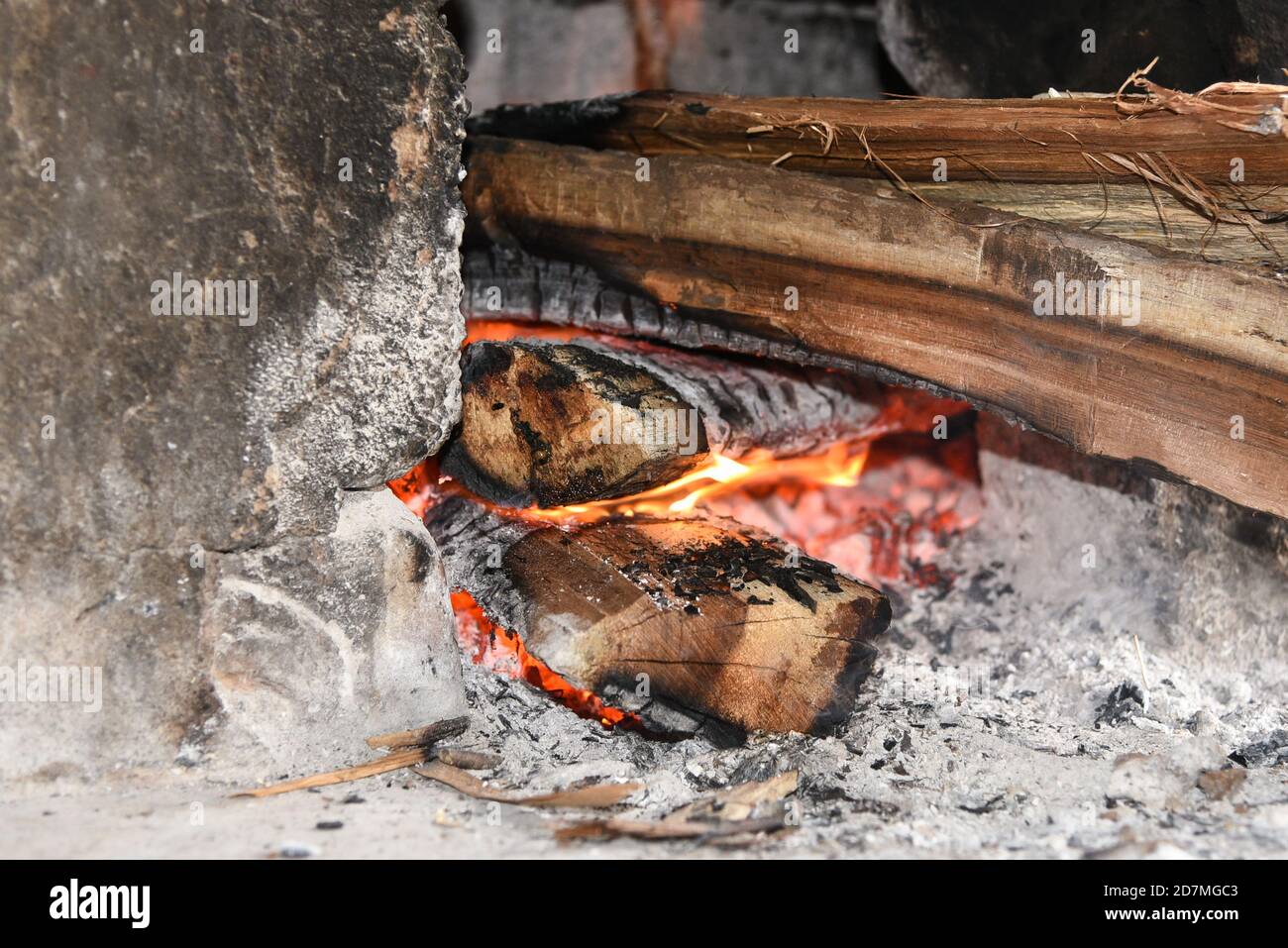 Traditional Kitchen And Fireplace High Resolution Stock Photography and ...