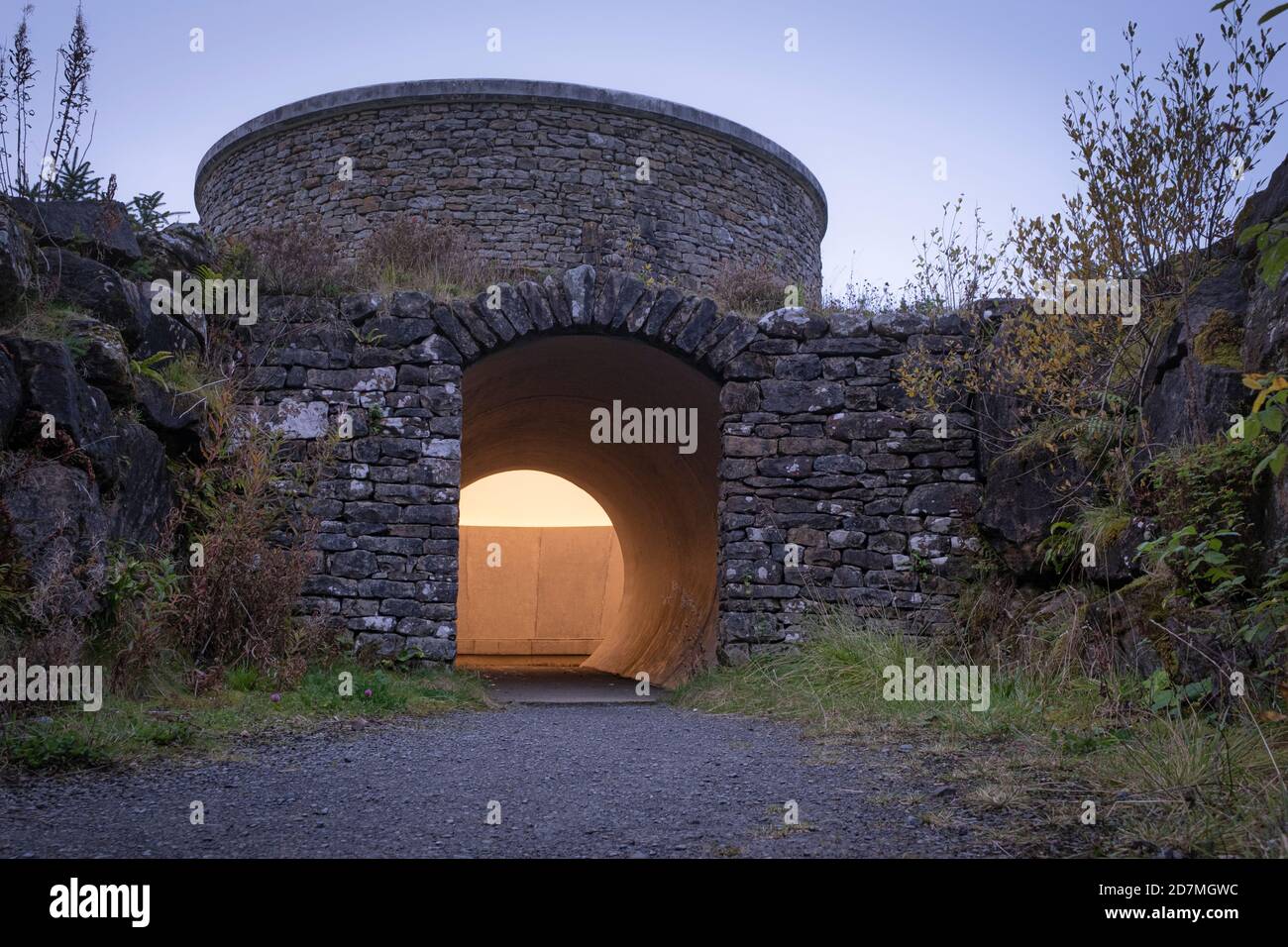 CAT CAIRN: THE KIELDER SKYSPACE - JAMES TURRELL 2000, Kielder Forest ...