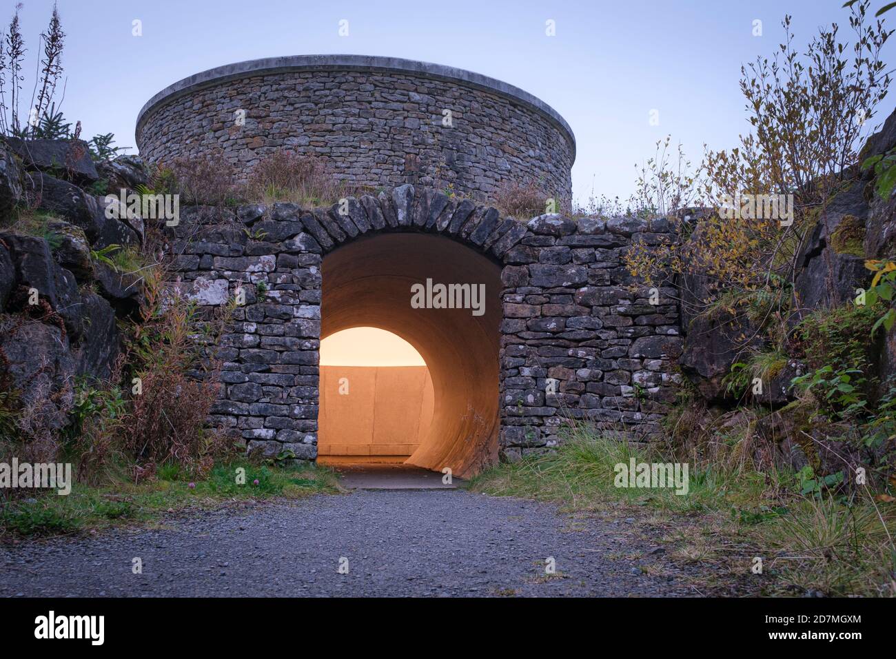 CAT CAIRN: THE KIELDER SKYSPACE - JAMES TURRELL 2000, Kielder Forest ...