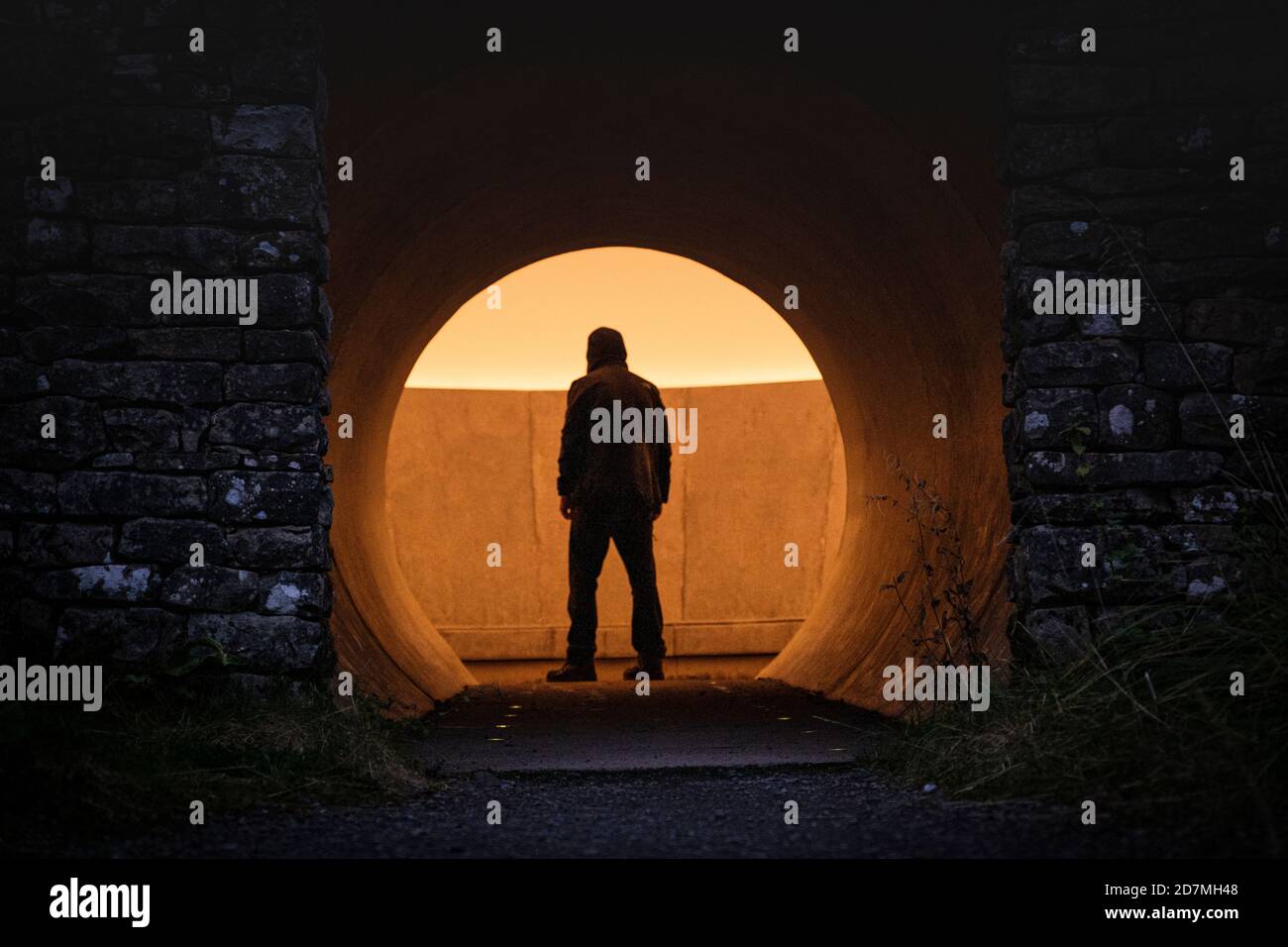 CAT CAIRN: THE KIELDER SKYSPACE - JAMES TURRELL 2000, Kielder Forest ...