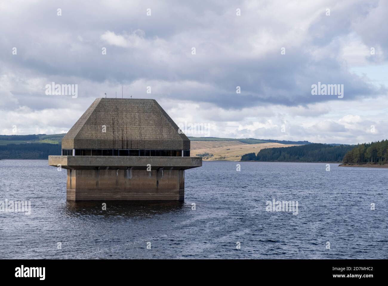 Dam and valve tower, Kielder Water, Northumberland, England, UK Stock ...