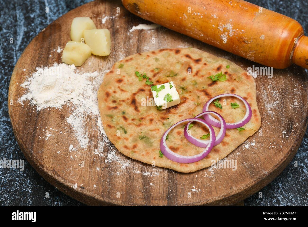 Aloo paratha hi-res stock photography and images - Alamy