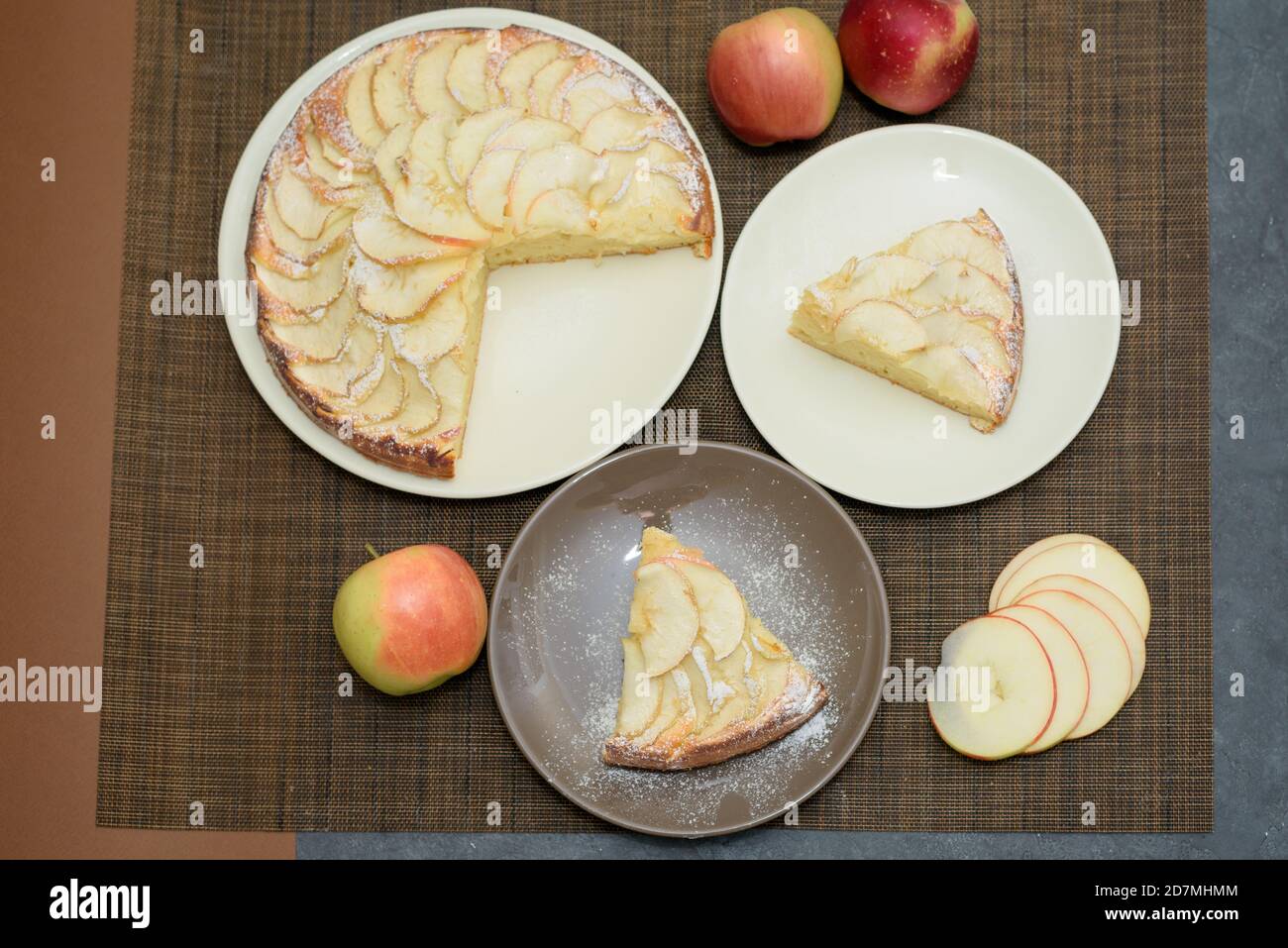 Triangular pieces of cake hi-res stock photography and images - Alamy