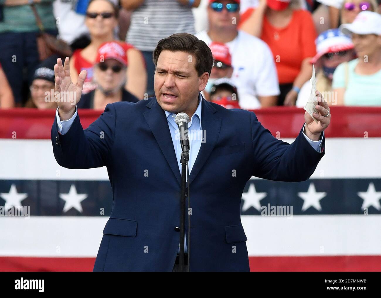 Ron desantis 2020 hi-res stock photography and images - Alamy