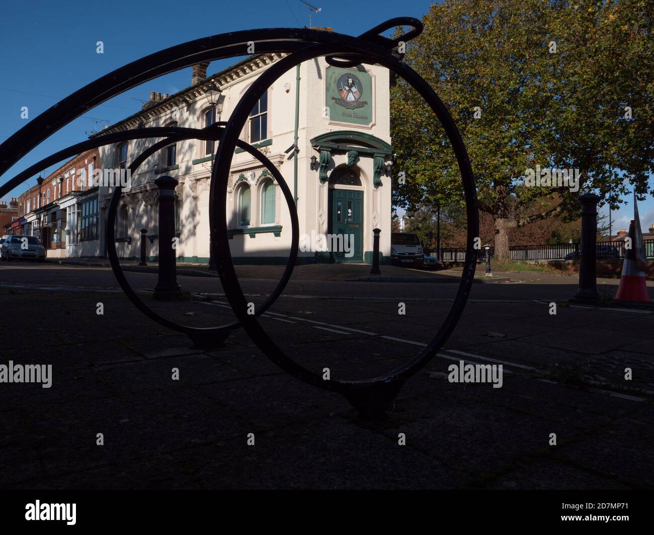 King alfred public house in hi-res stock photography and images - Alamy