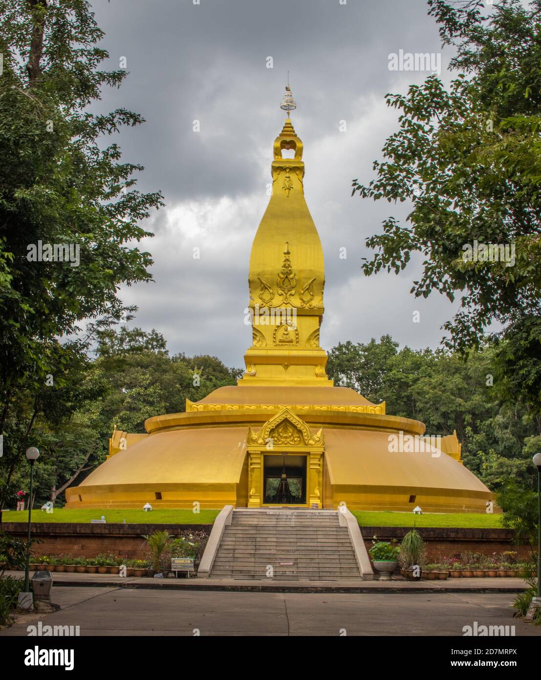 Ubon hi-res stock photography and images - Alamy