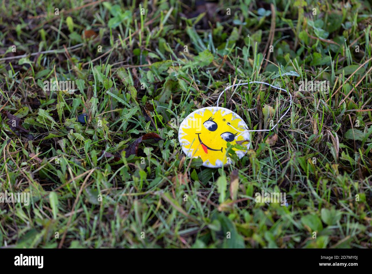 Smiley badge hi-res stock photography and images - Alamy