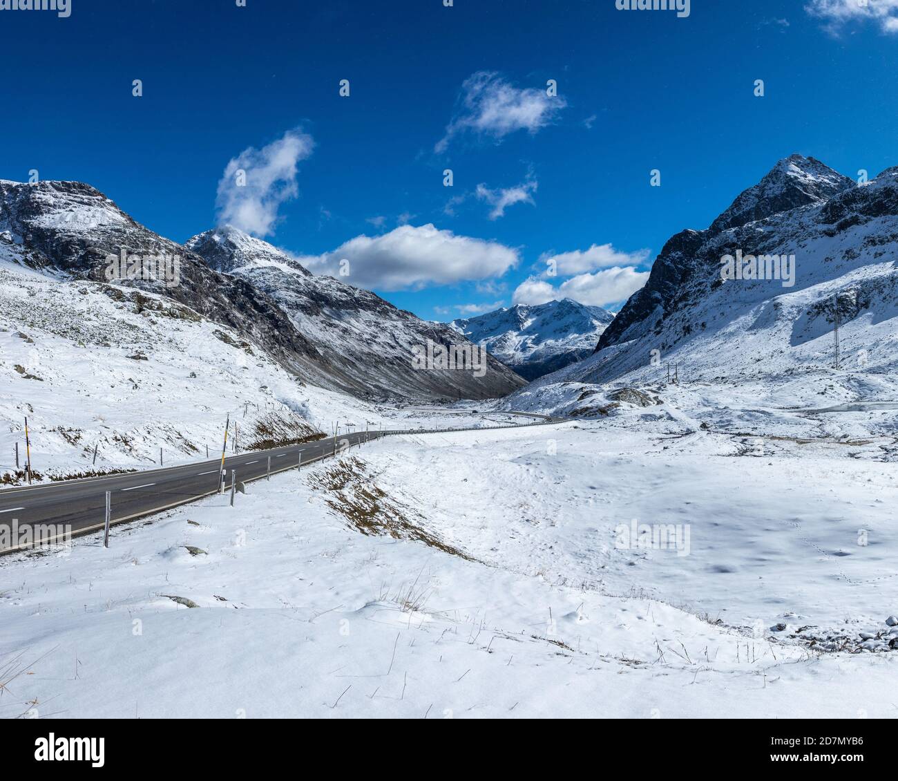 The Swiss mountain pass that connects the Engadin valley with the rest ...