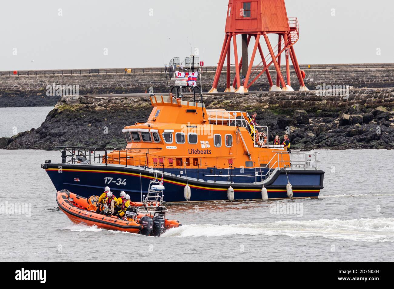 R n l i lifeboats hi-res stock photography and images - Alamy