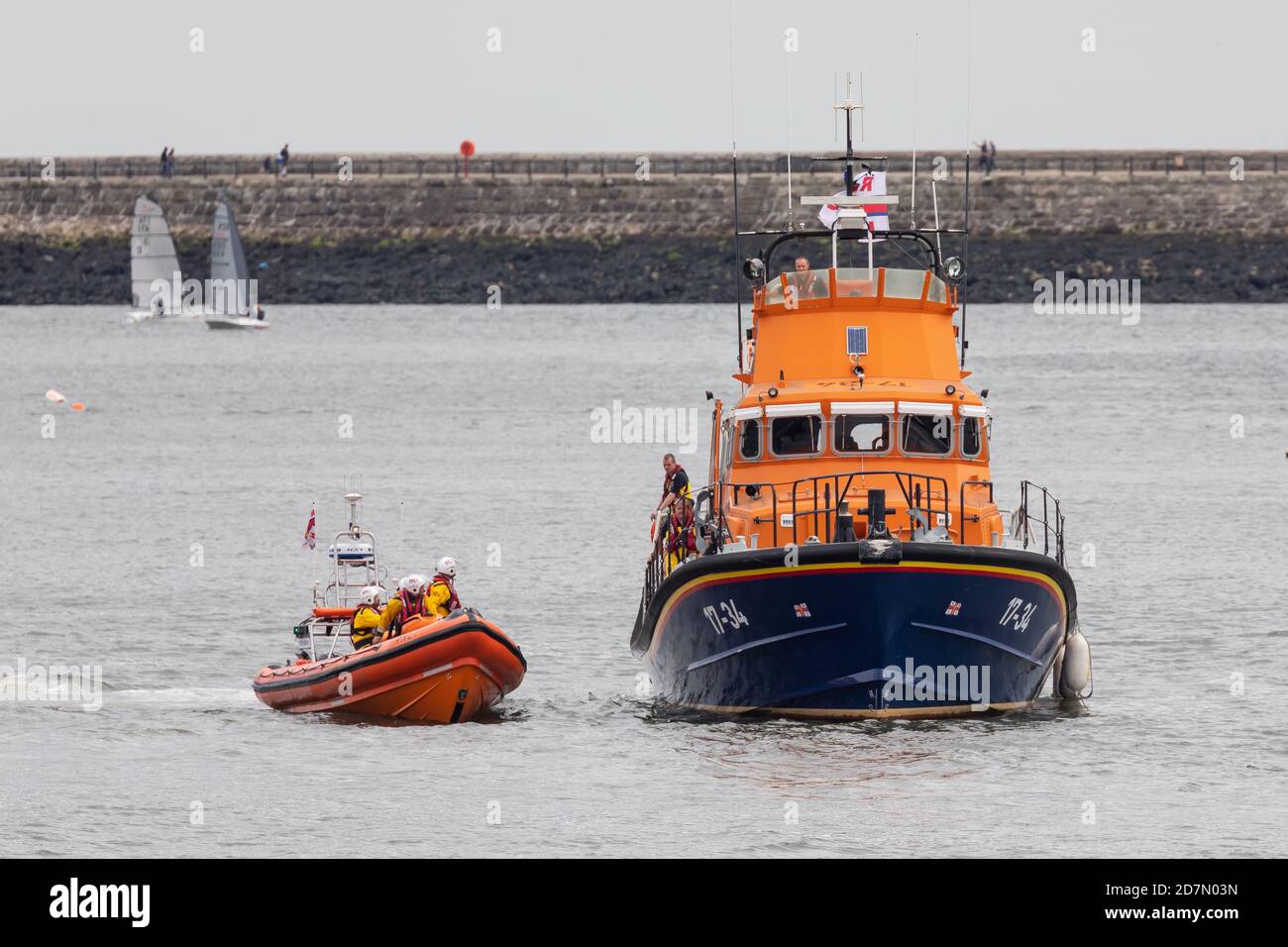 Rnli boats hi-res stock photography and images - Alamy