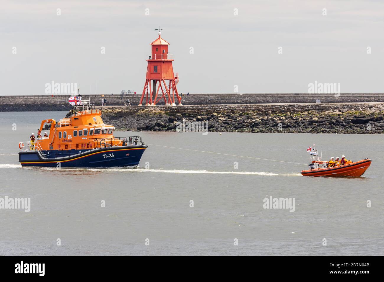 R n l i lifeboats hi-res stock photography and images - Alamy