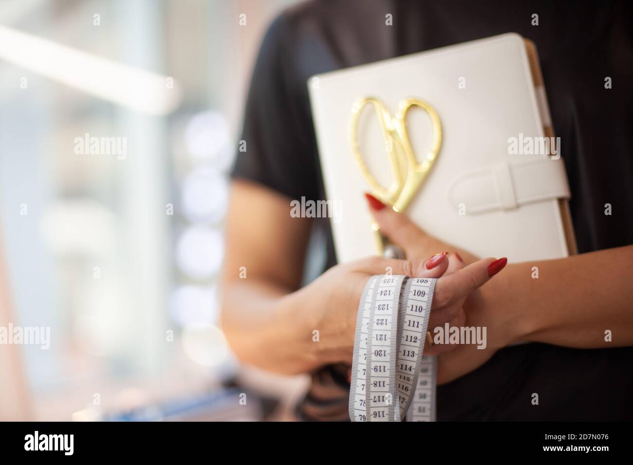 Neck measurement hi-res stock photography and images - Alamy