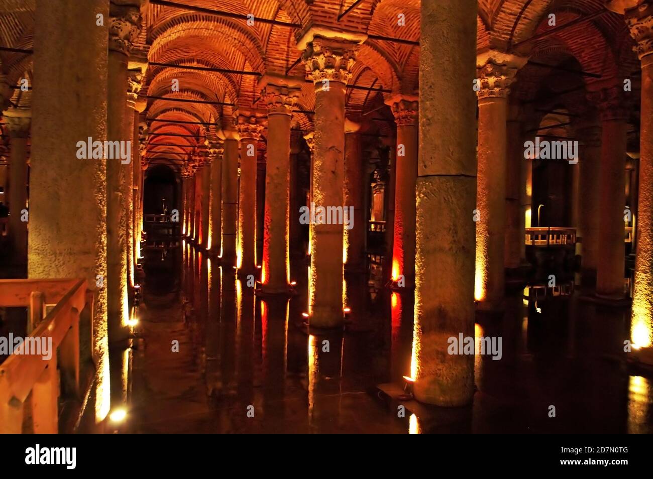 ISTANBUL, TURKEY - APRIL 01, 2013: Underground basilica cistern ...