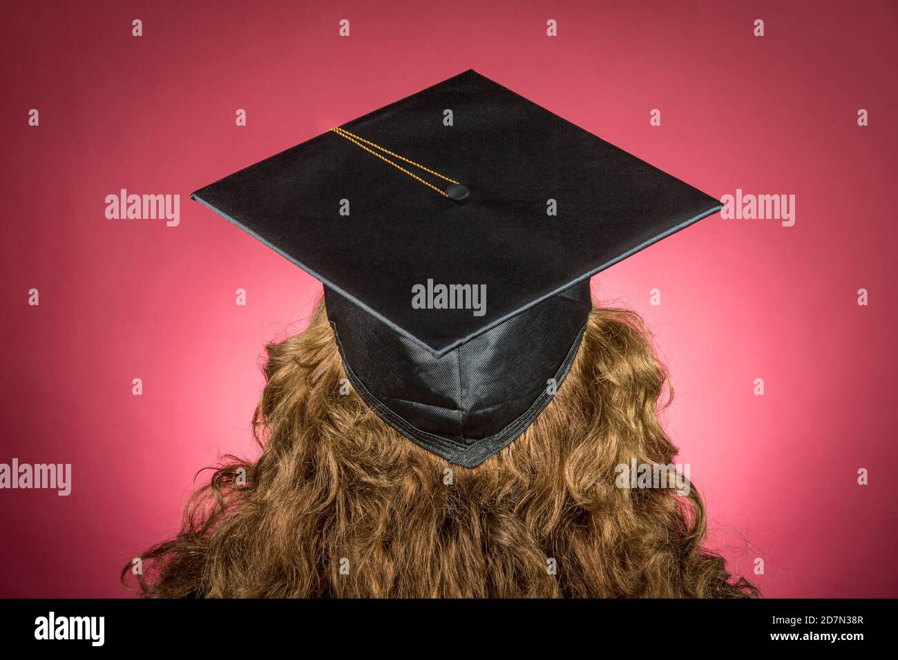 Graduation cap and tassel detail from behind Stock Photo - Alamy