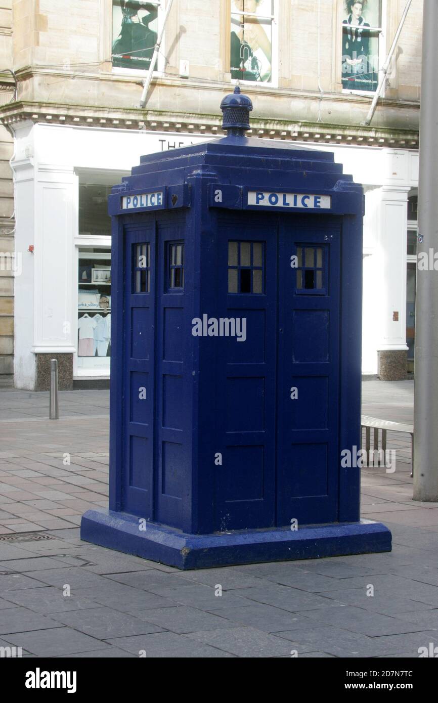 Tardis style hi-res stock photography and images - Alamy