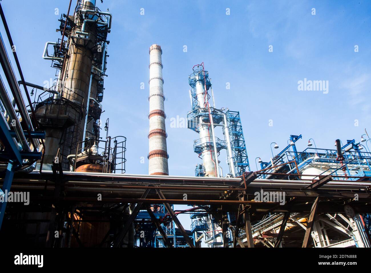 Catalytic isomerization hi-res stock photography and images - Alamy
