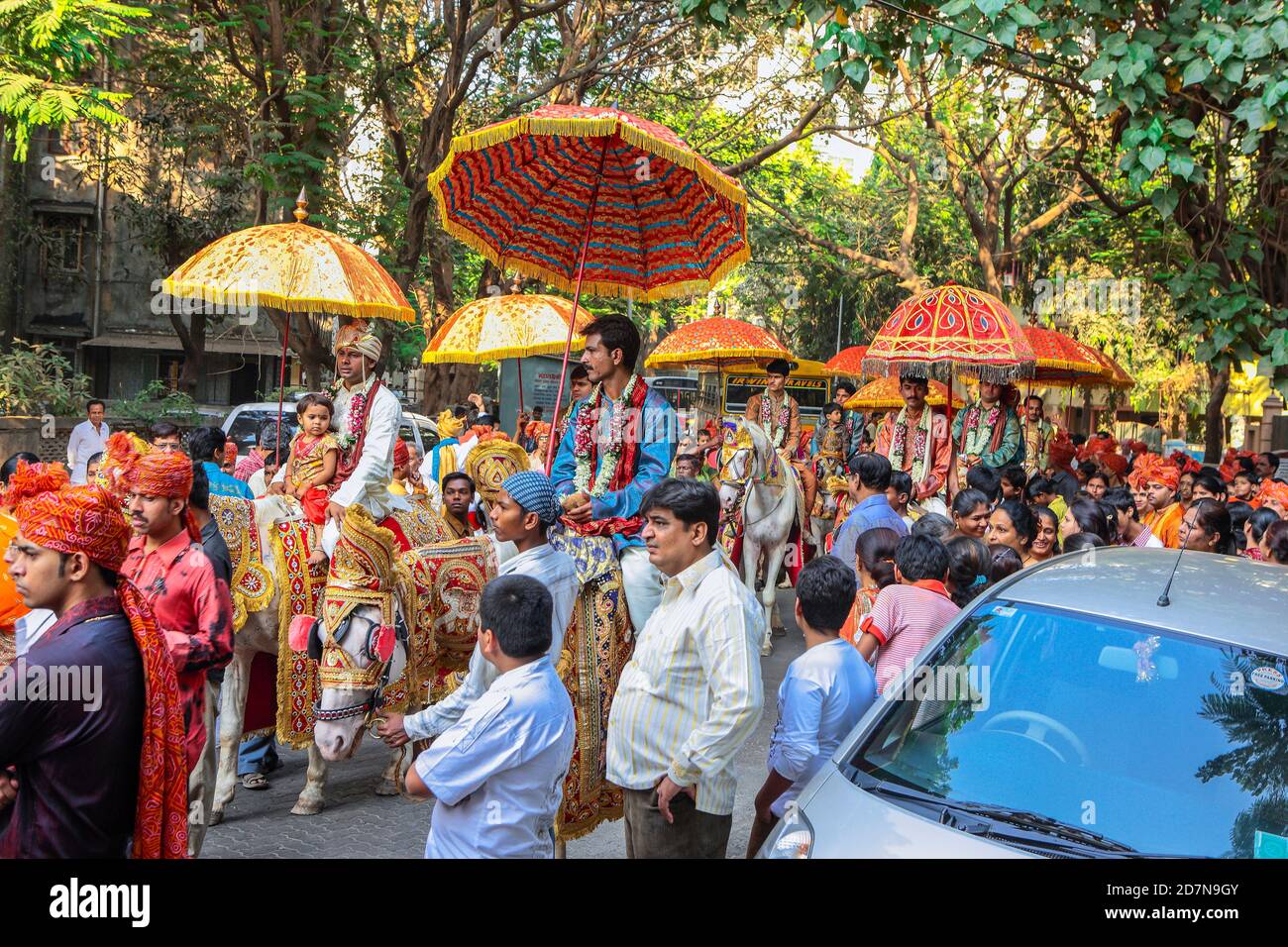 Mass Wedding High Resolution Stock Photography and Images - Alamy