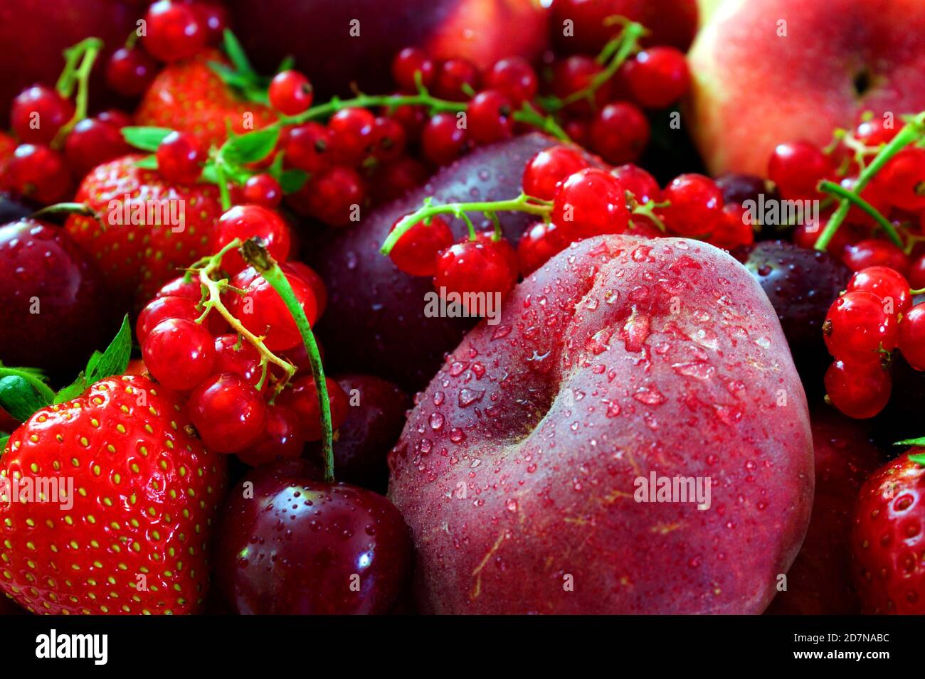 Strawberries cherries hi-res stock photography and images - Alamy