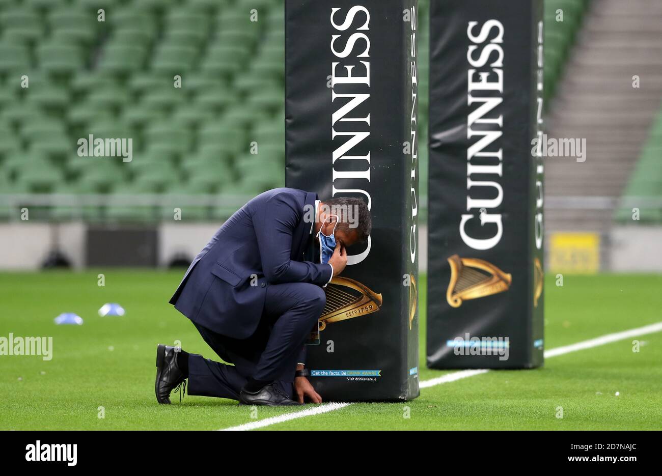 Italy head coach Franco Smith inspects the pitch before the 6 Nations ...