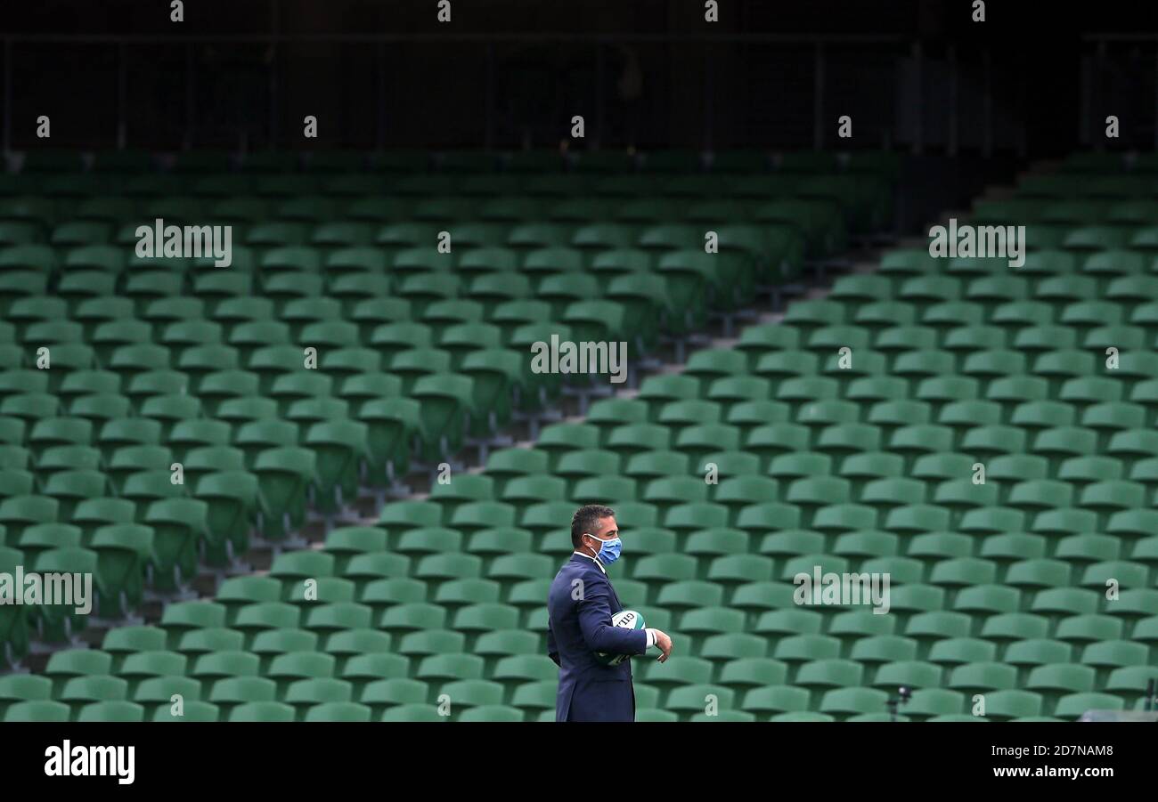 Italy head coach Franco Smith inspects the pitch before the 6 Nations ...