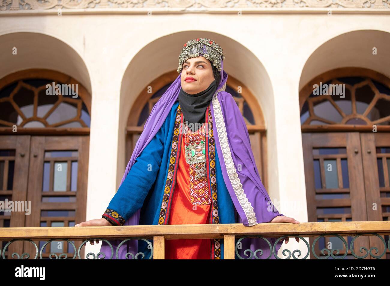 beautiful young iranian lady in traditional clothing Stock Photo - Alamy