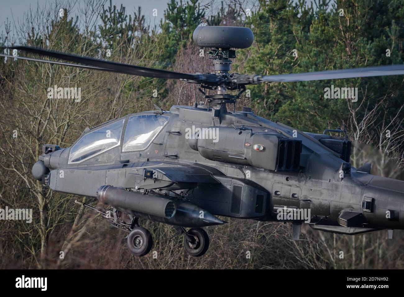 Westlands ah64d apache gunship hi-res stock photography and images - Alamy