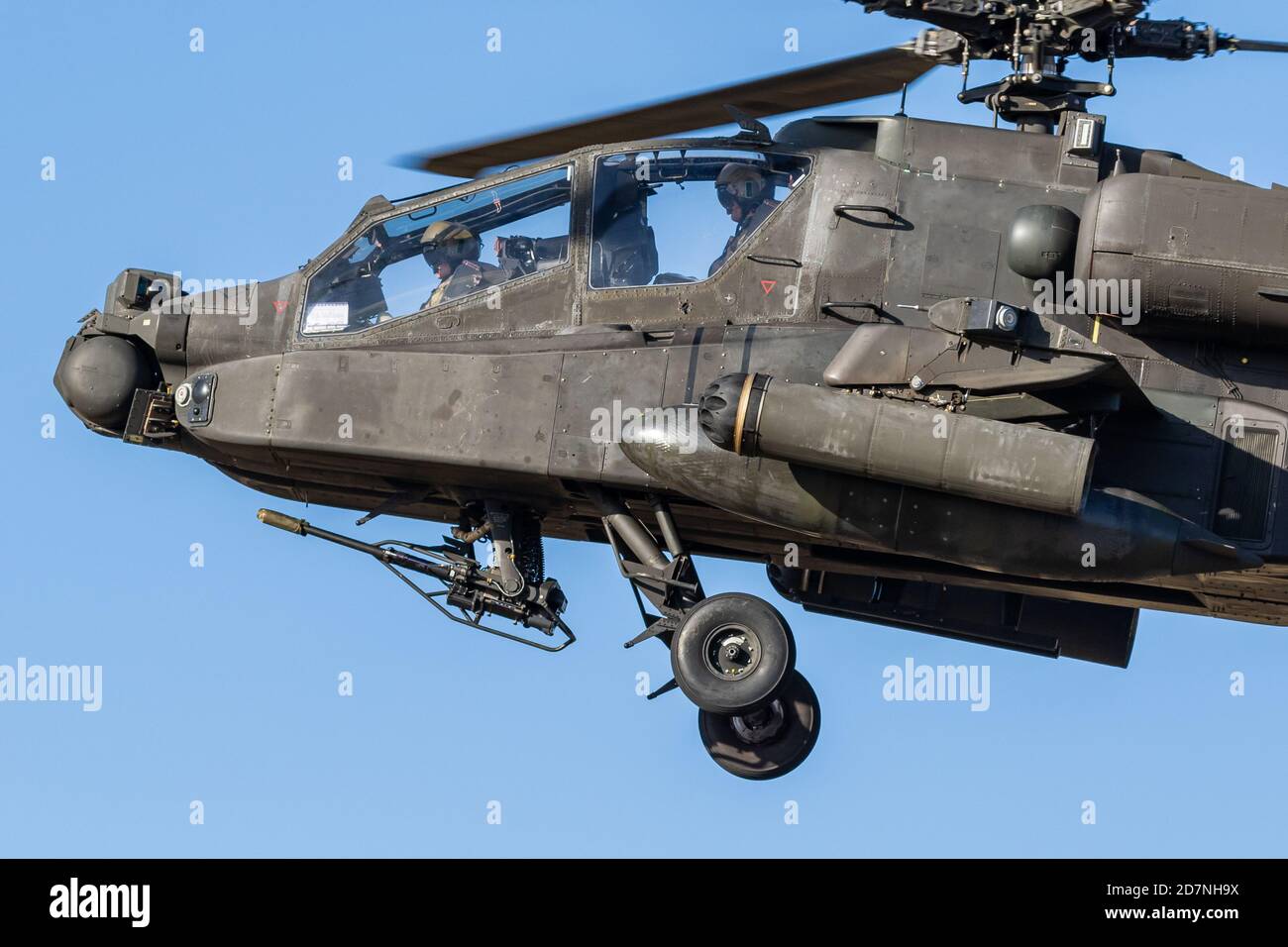 Westlands ah64d apache gunship hi-res stock photography and images - Alamy