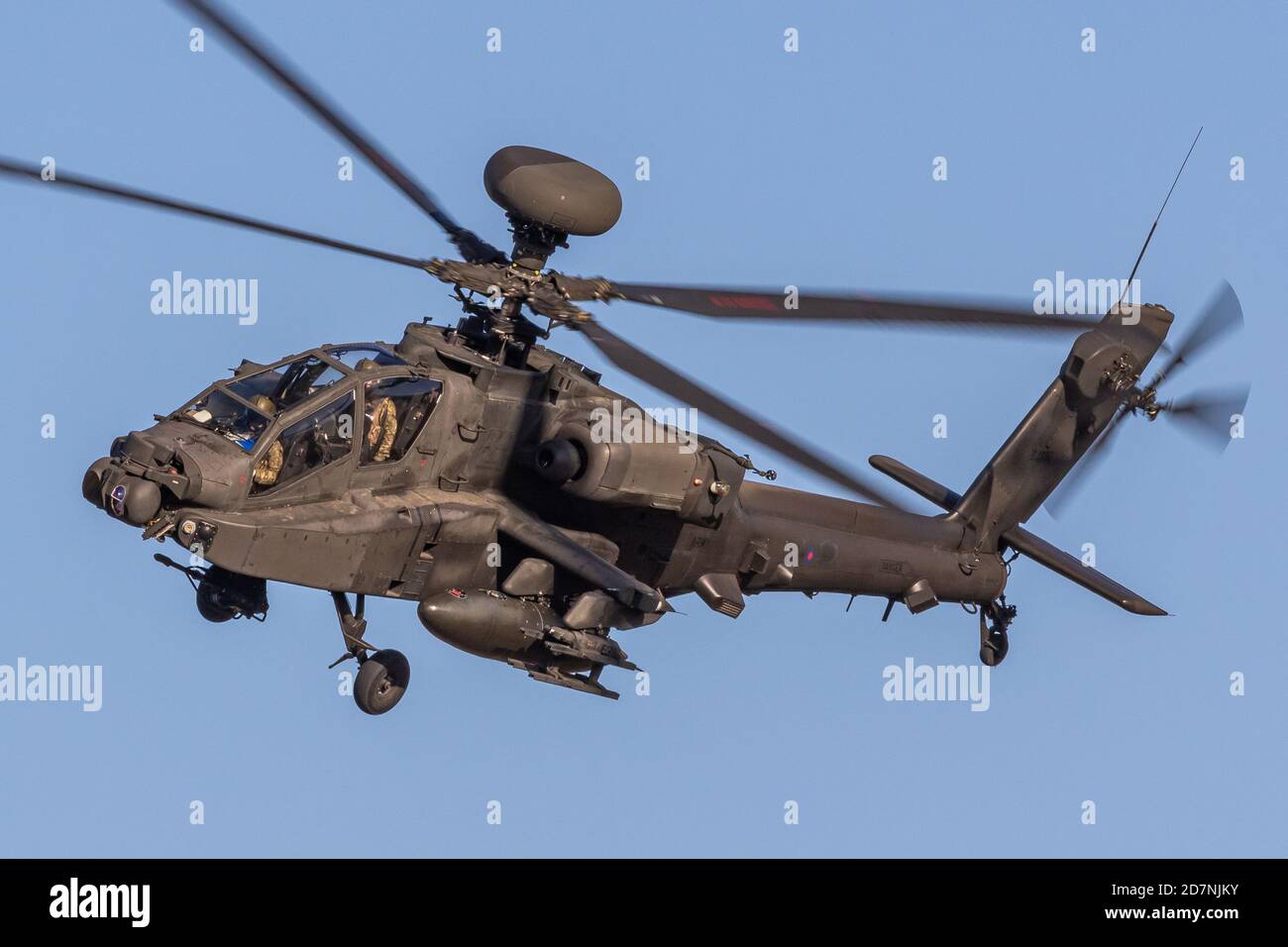 Ah64 apache gunship hi-res stock photography and images - Alamy