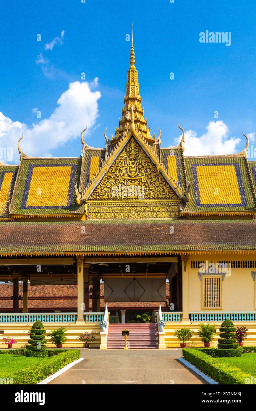 The Royal Palace complex of pagoda architecture buildings in Phnom Penh ...