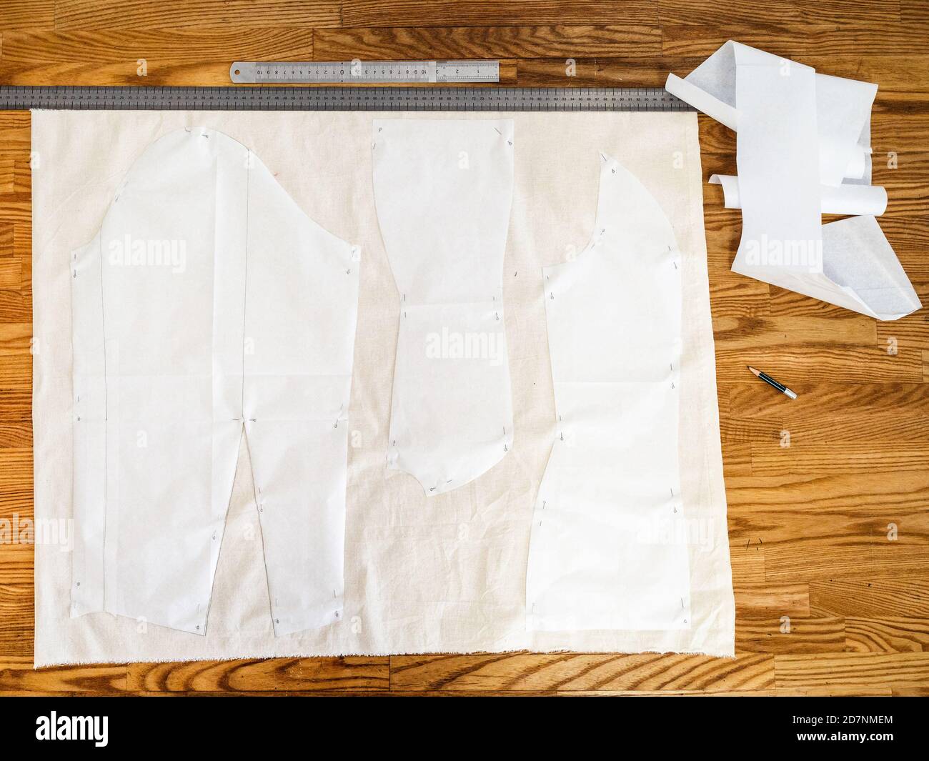 Paper cutting technique hi-res stock photography and images - Alamy