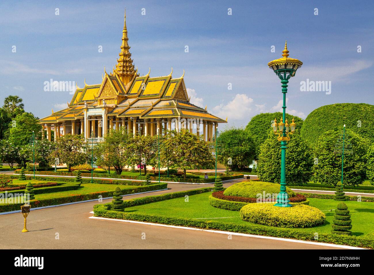The Royal Palace complex of pagoda architecture buildings in Phnom Penh ...