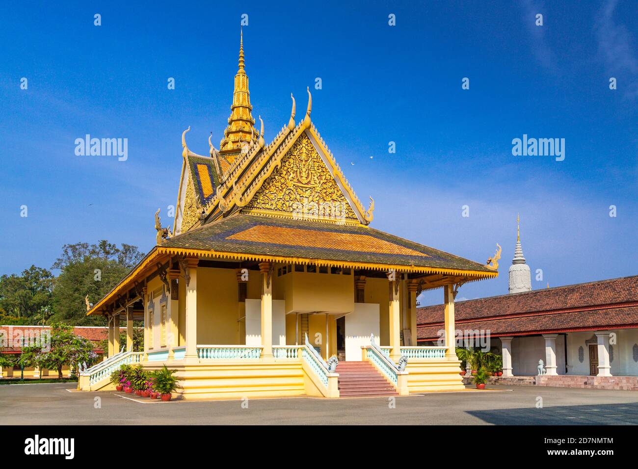 The Royal Palace complex of pagoda architecture buildings in Phnom Penh ...
