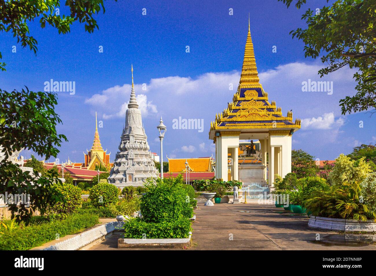 The spires, stuppas and pagoda architecture of the Silver Pagoda ...