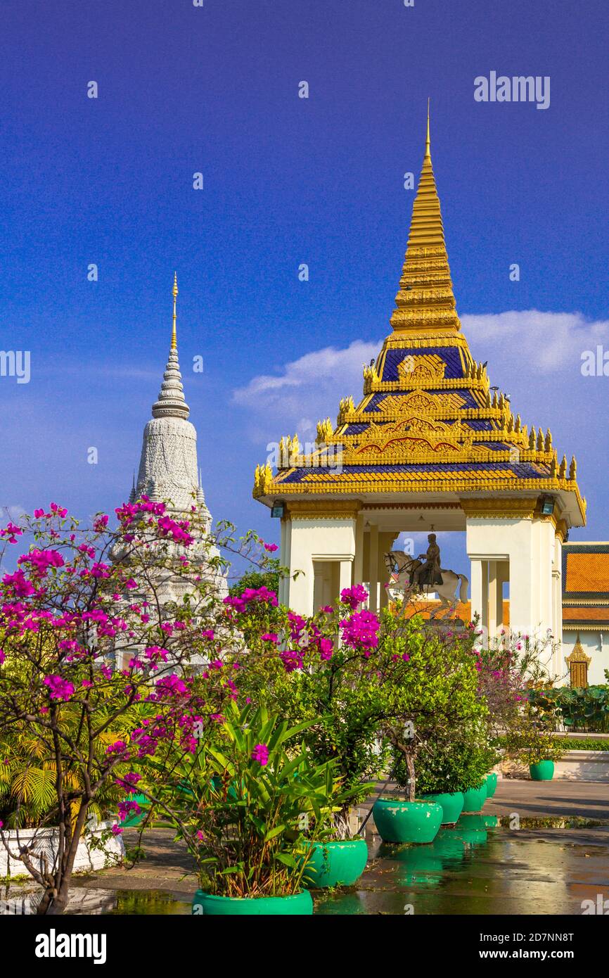 The spires, stuppas and pagoda architecture of the Silver Pagoda ...